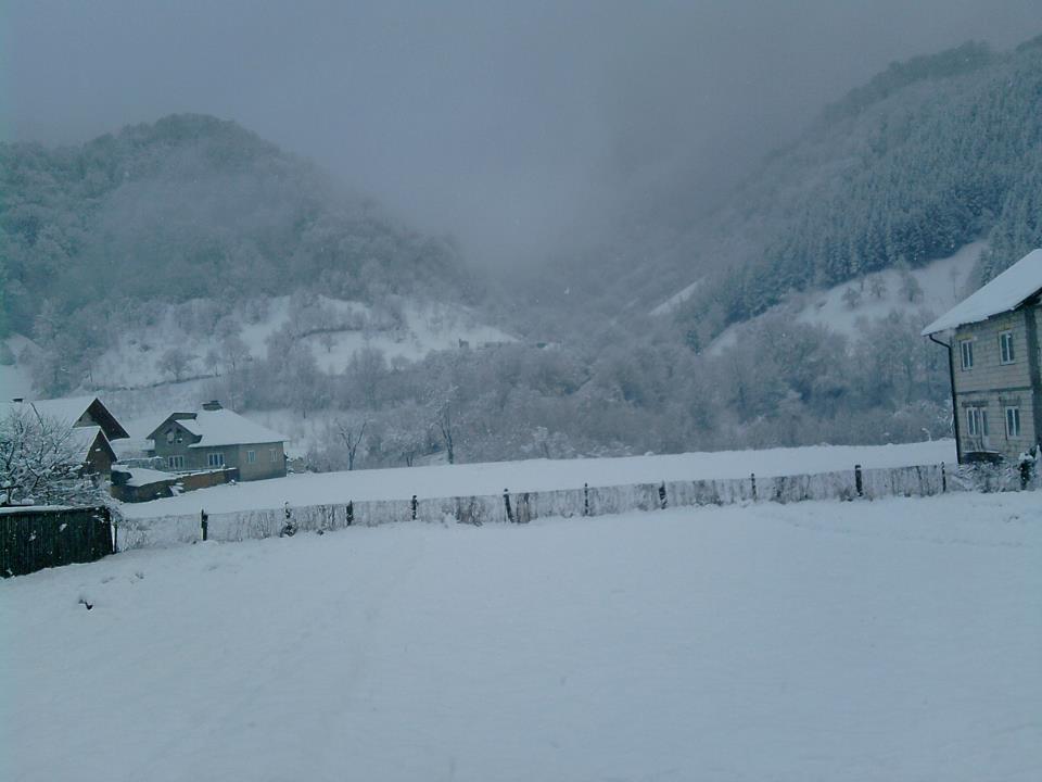 Ruscova Maramures – Craciun dupa rit vechi | Zambesc